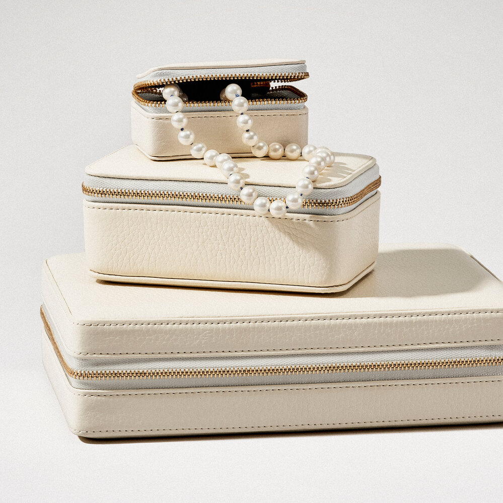 Black Friday - Up to 50% Off Leather Gifts | Aspinal of London